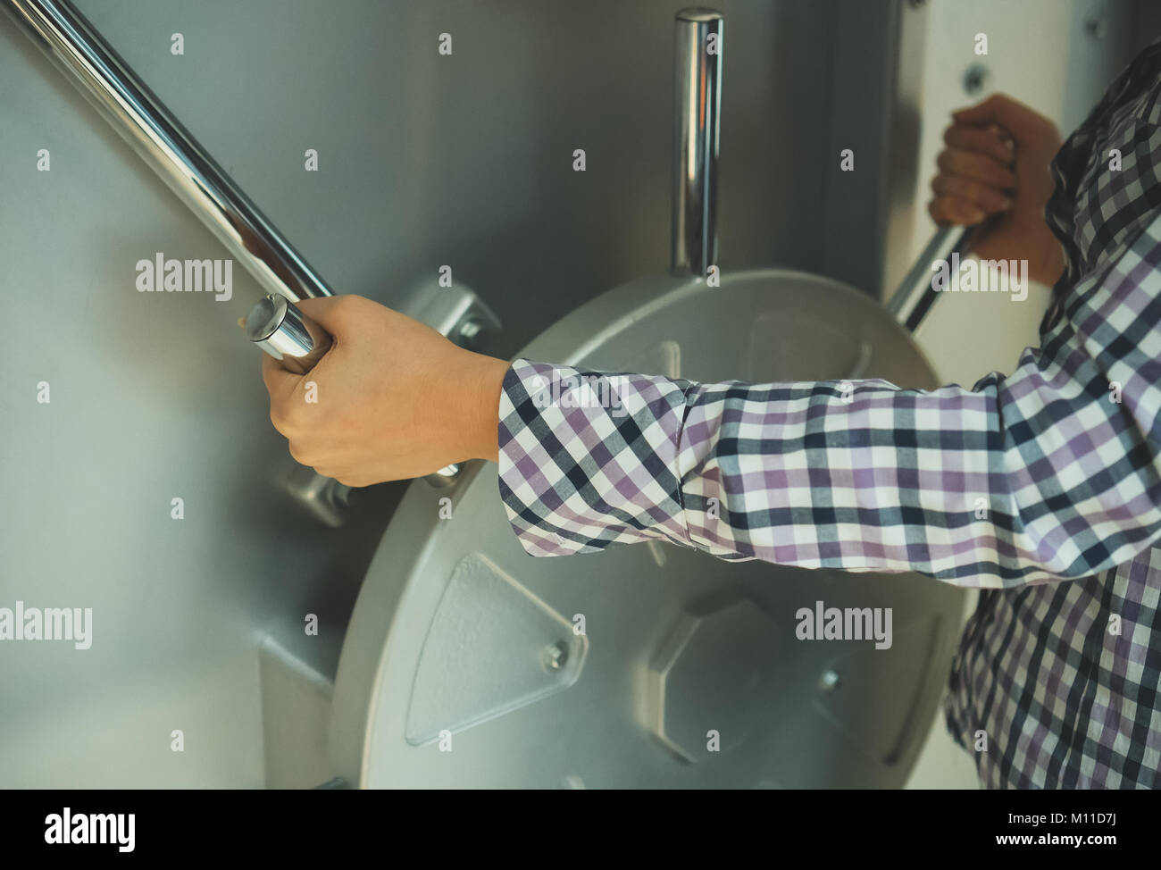 Bank robbery and woman hi-res stock photography and images - Alamy