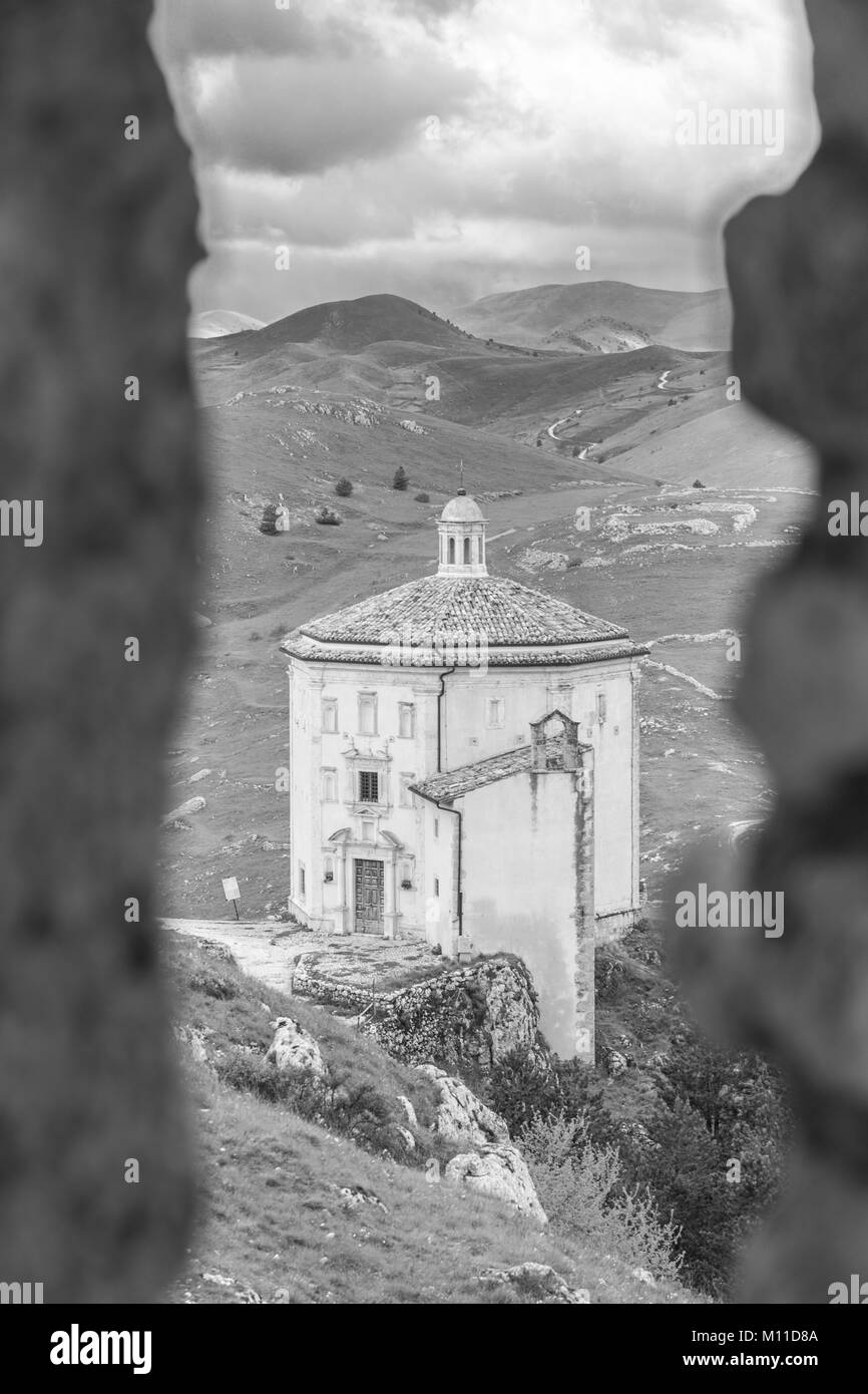 Beautiful church of Santa Maria della Pietà in Rocca Calascio, famous ...
