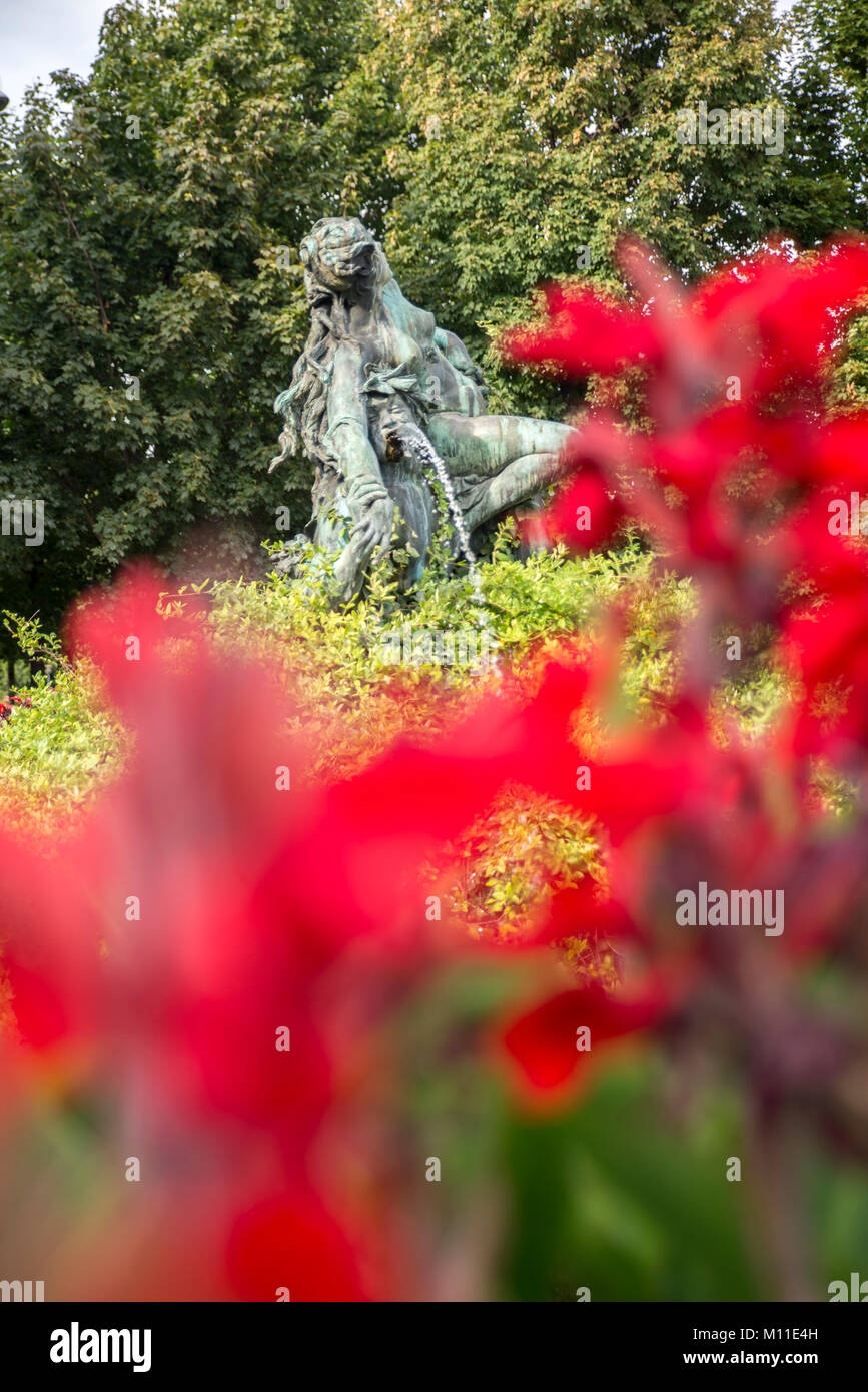 Fountain Of The Triton And The Nymph High Resolution Stock Photography ...