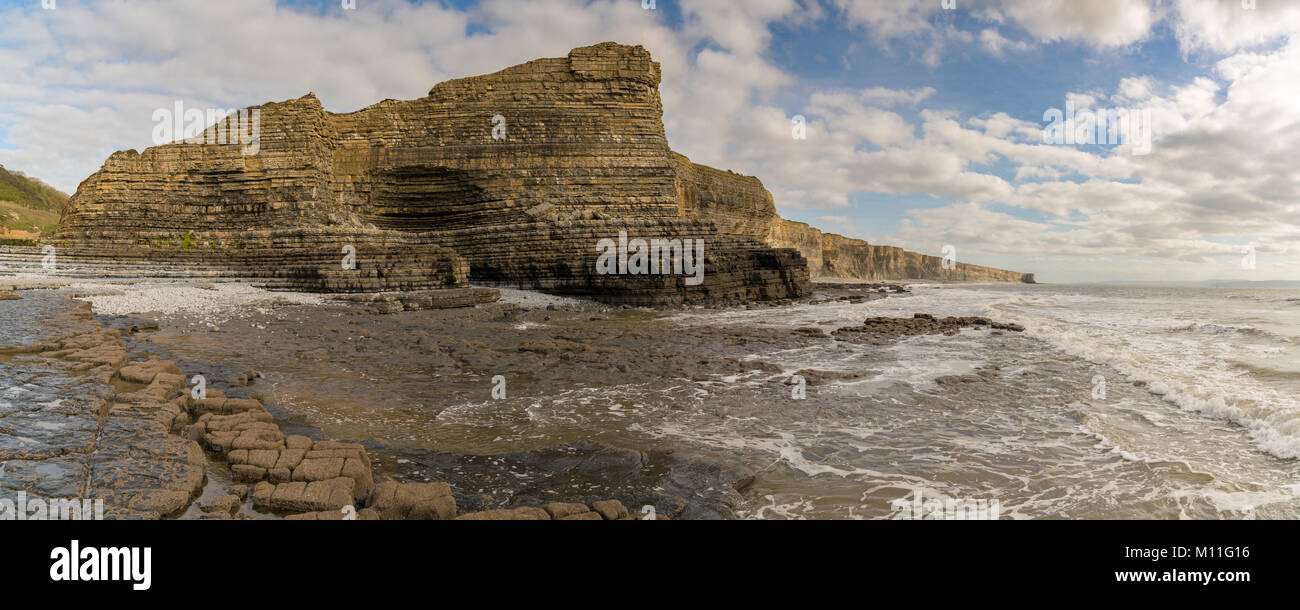 The cliffs of Monknash Beach, Vale of Glamorgan, Wales, UK Stock Photo ...