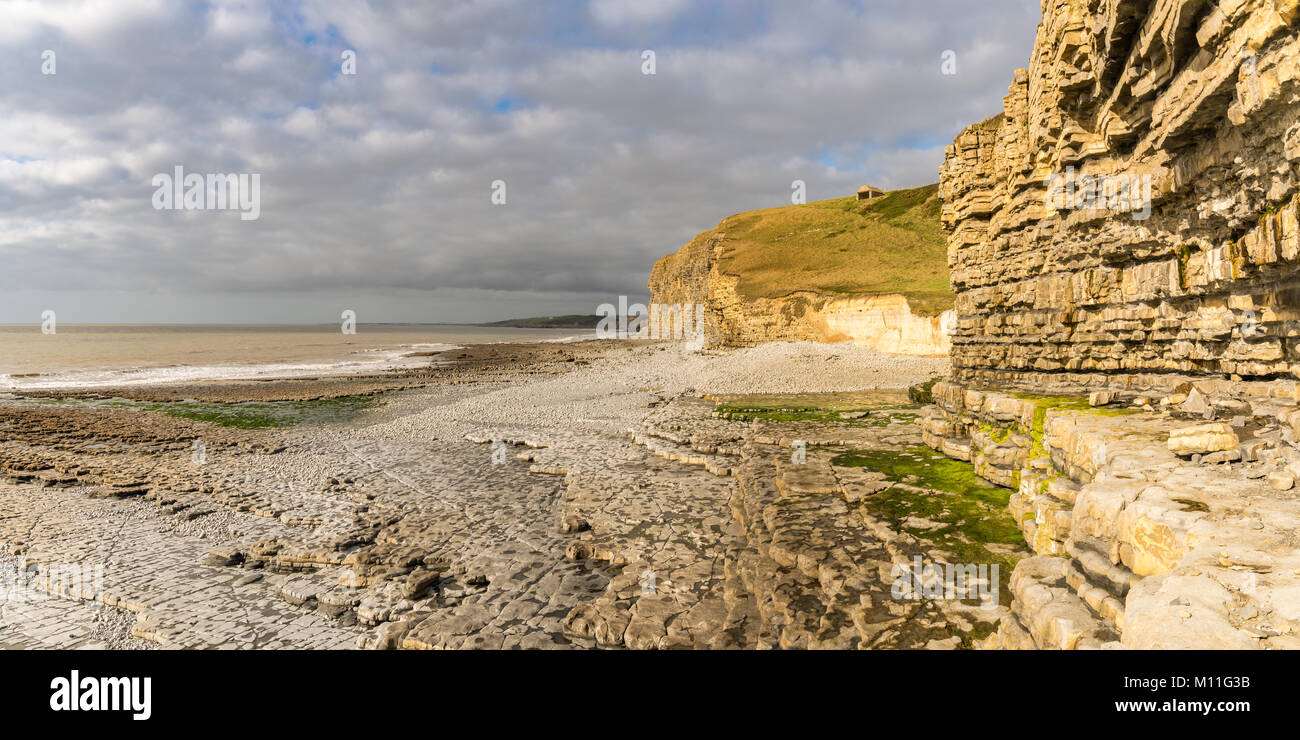 The cliffs of Monknash Beach, Vale of Glamorgan, Wales, UK Stock Photo ...
