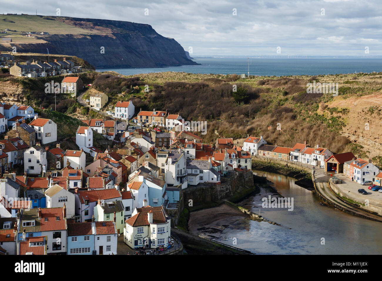 Staithes Fishing Village North Yorkshire Stock Photos & Staithes ...