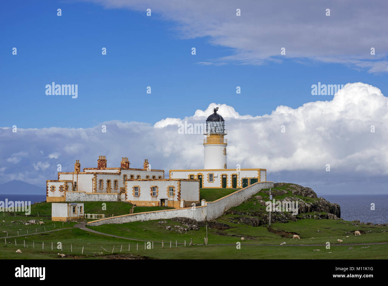 Lighthouse isle skye scotland hi-res stock photography and images - Alamy