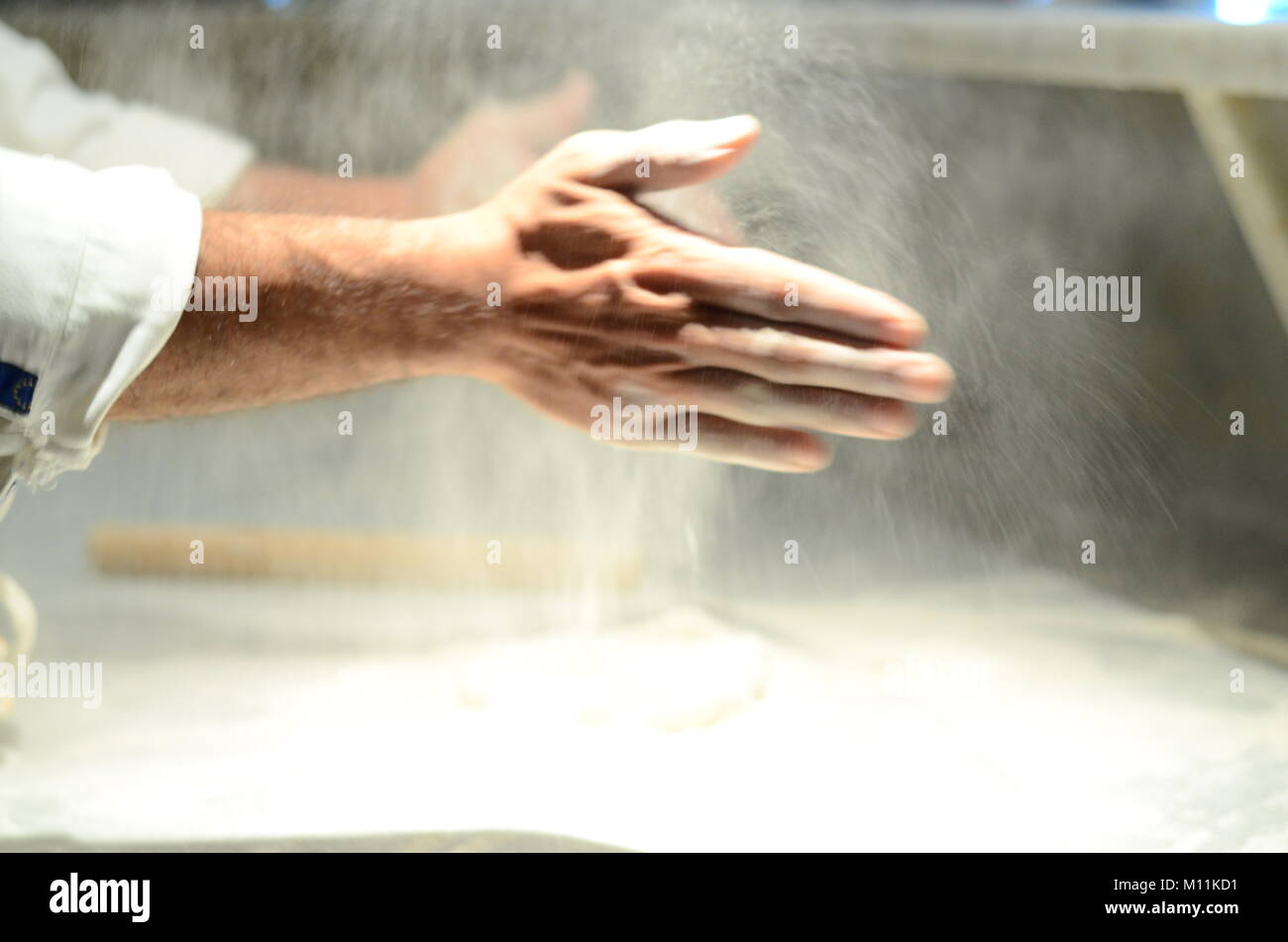 Artisan bakery hands hi-res stock photography and images - Alamy