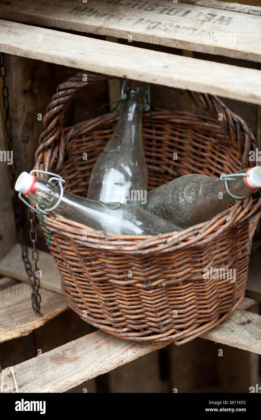 Returnable beer container hi-res stock photography and images - Alamy