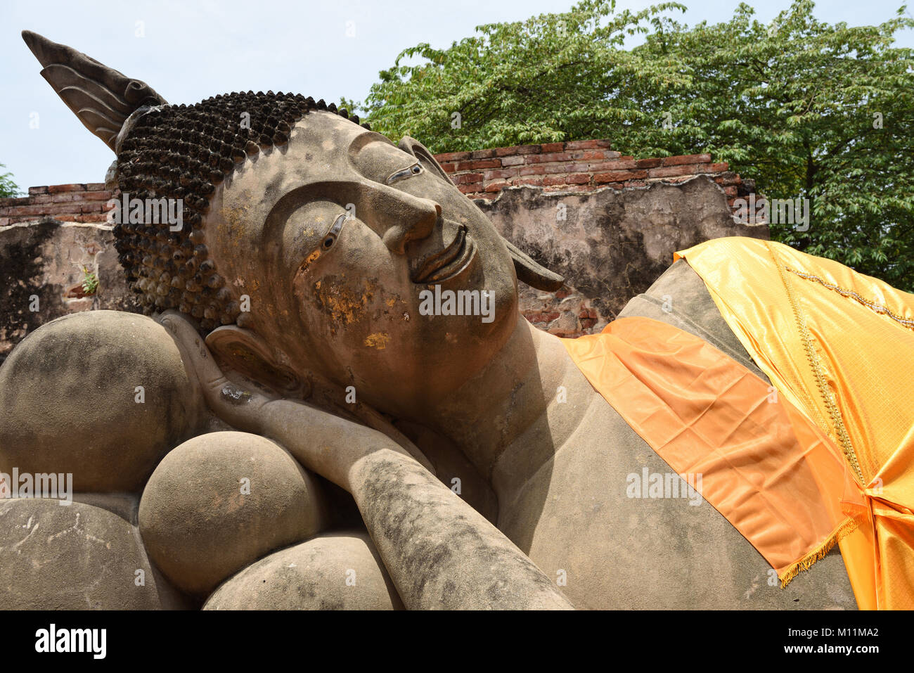 Mahaparinirvana buddha hi-res stock photography and images - Alamy