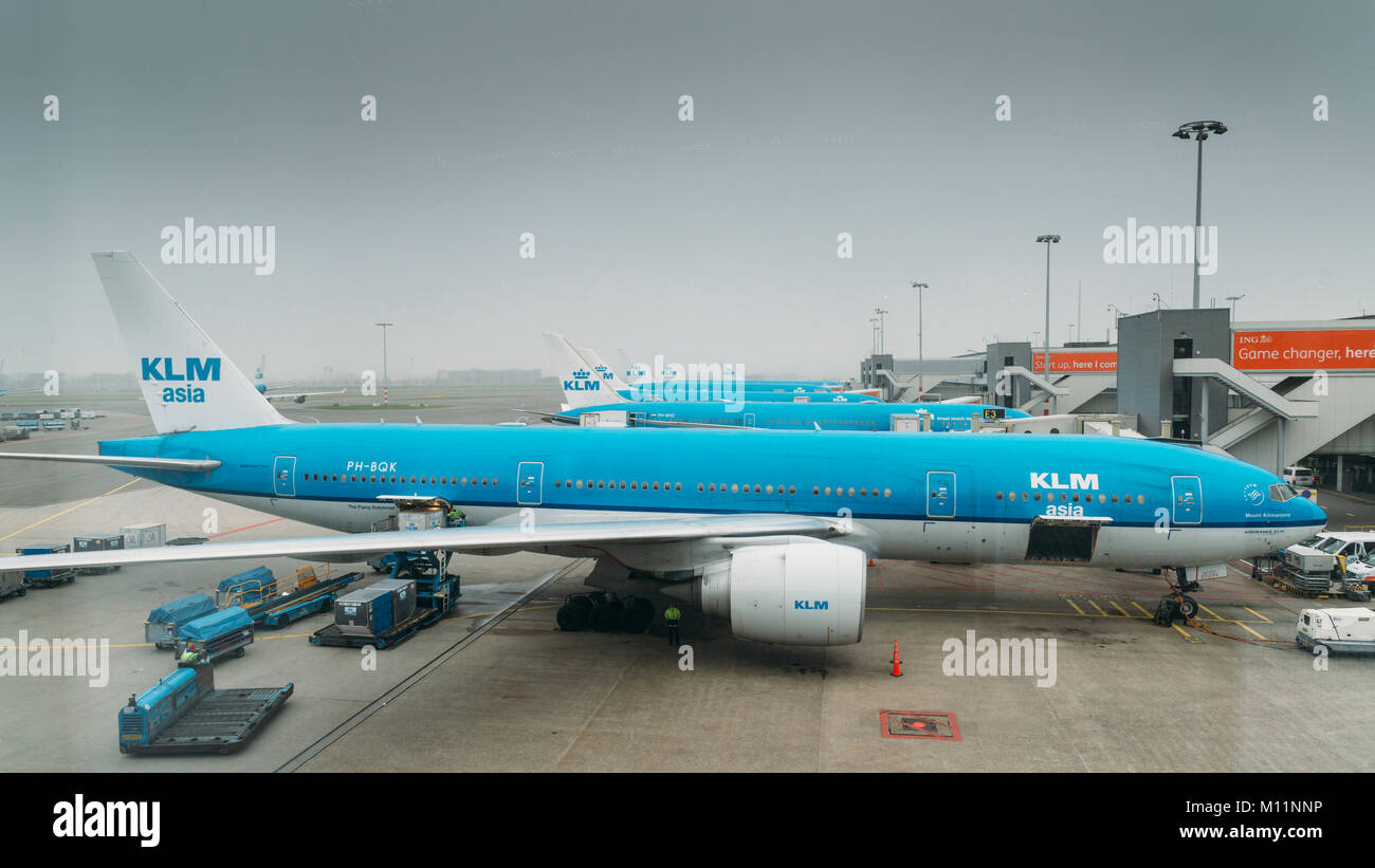Boeing 777-206 KLM airplanes on tarmac at Schiphol Airport in Amsterdam ...
