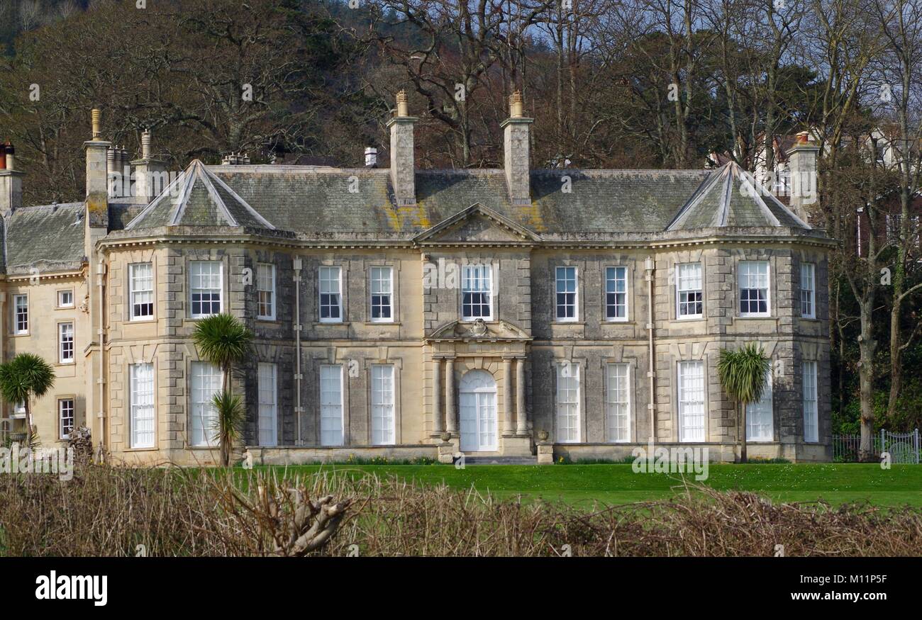 Devonshire House Uk High Resolution Stock Photography and Images - Alamy