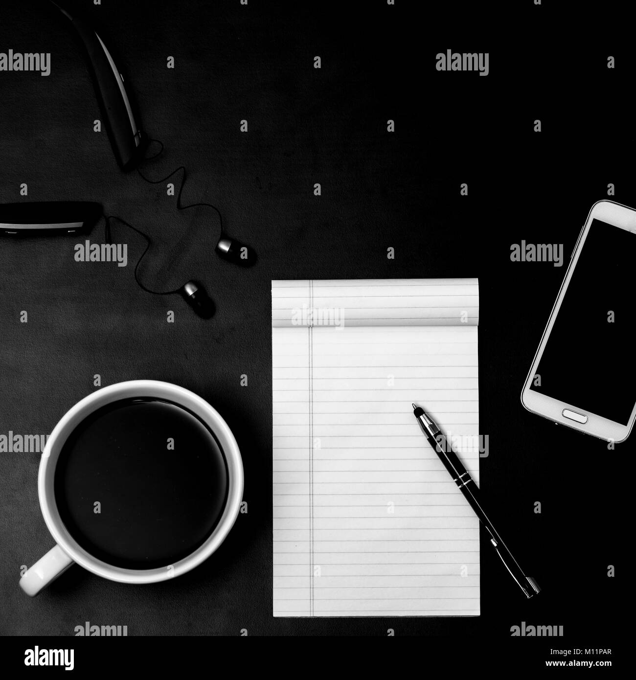 Empty workspace Black and White Stock Photos & Images - Alamy