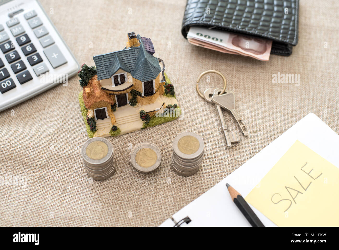 Saving money at home hi-res stock photography and images - Alamy