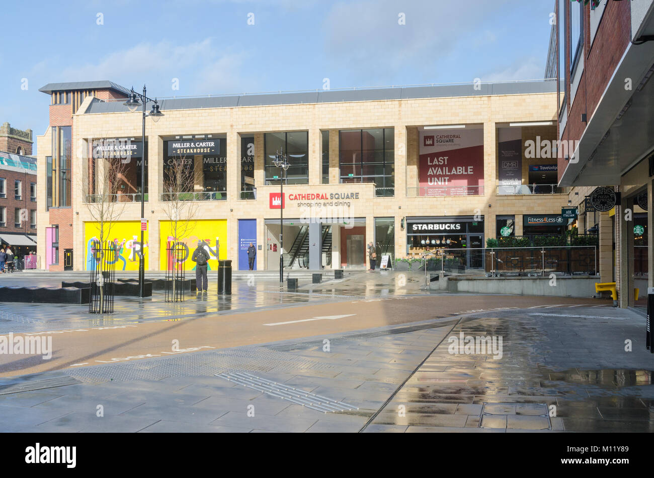 Worcester cathedral square hi-res stock photography and images - Alamy