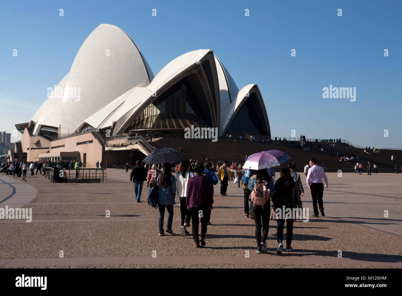 Sydney opera house circular quay hi-res stock photography and images ...