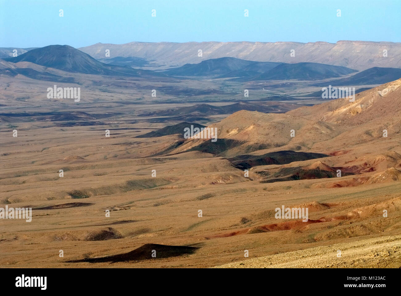 Ramón crater, israel hi-res stock photography and images - Alamy