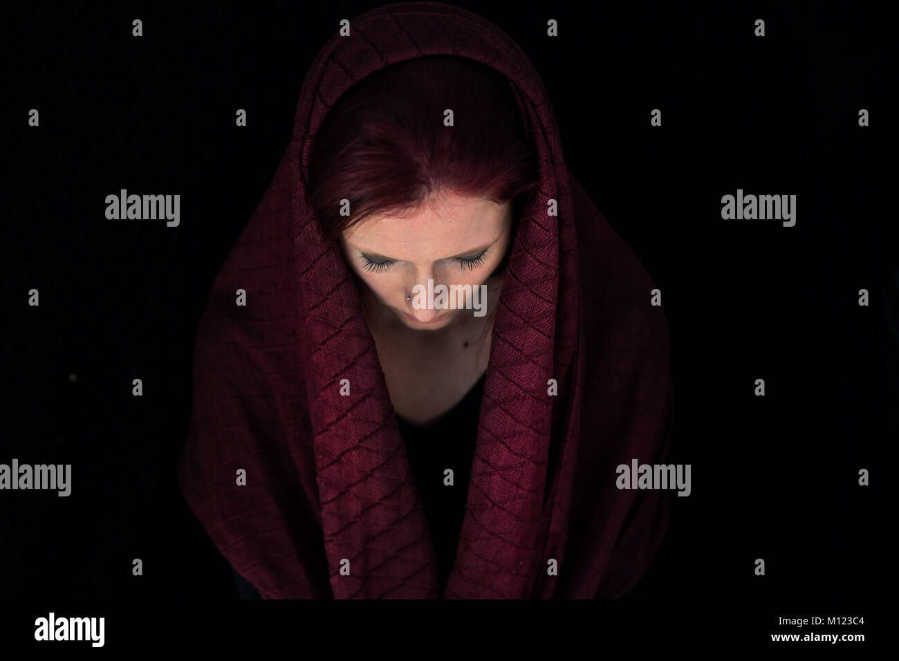 Woman with cloth on her head Stock Photo - Alamy