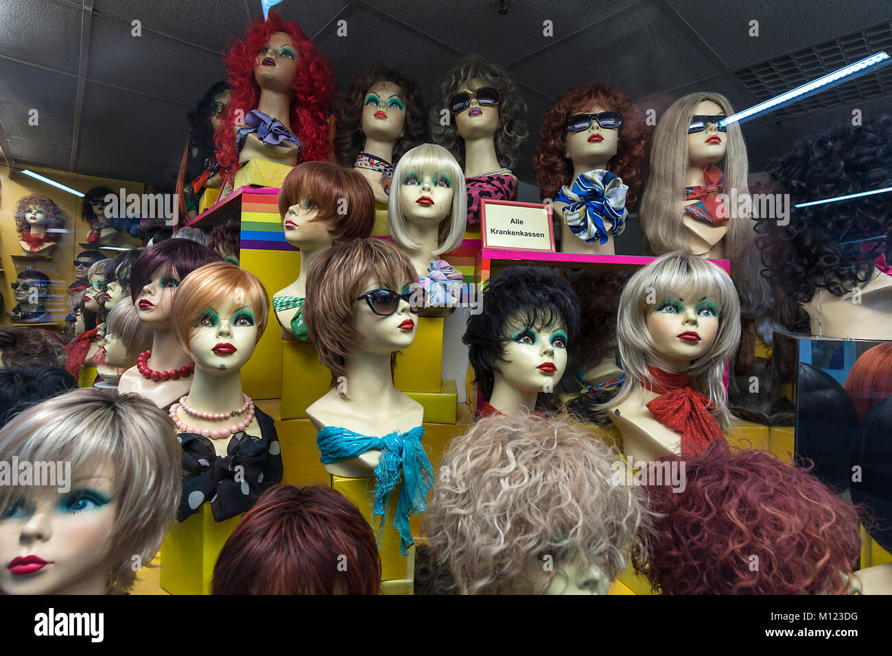 Wig store hi-res stock photography and images - Alamy