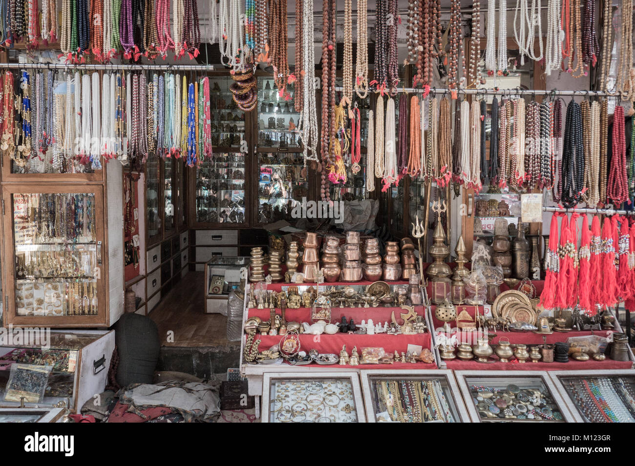 Street Market color, Pushkar, Rajasthan Stock Photo - Alamy