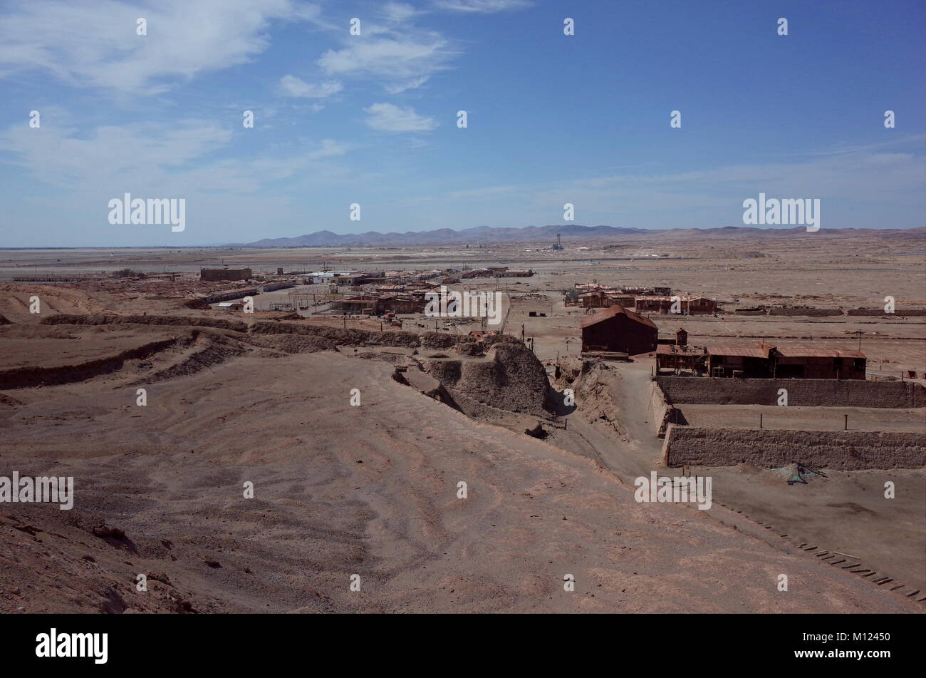 Humberstone chile aerial view hi-res stock photography and images - Alamy