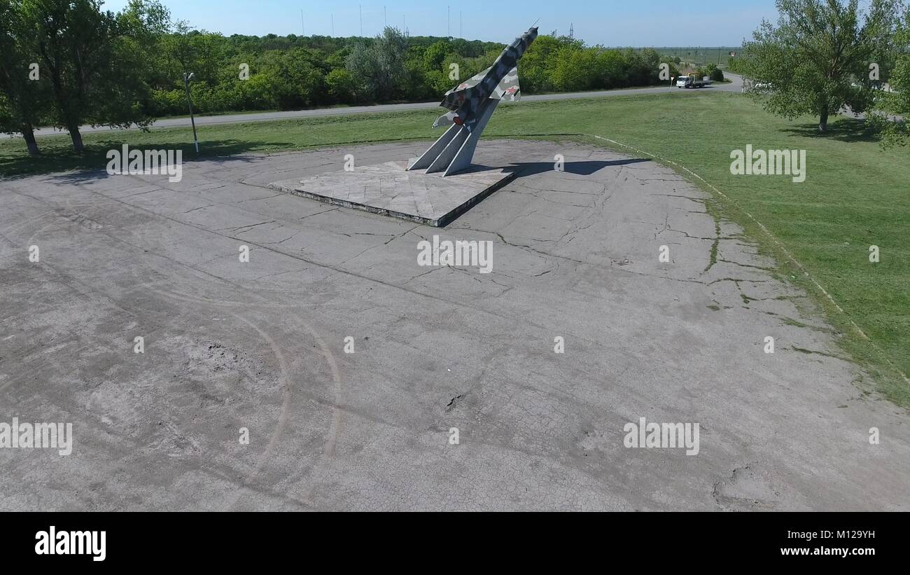 Monument to the fighter aircraft Stock Photo - Alamy