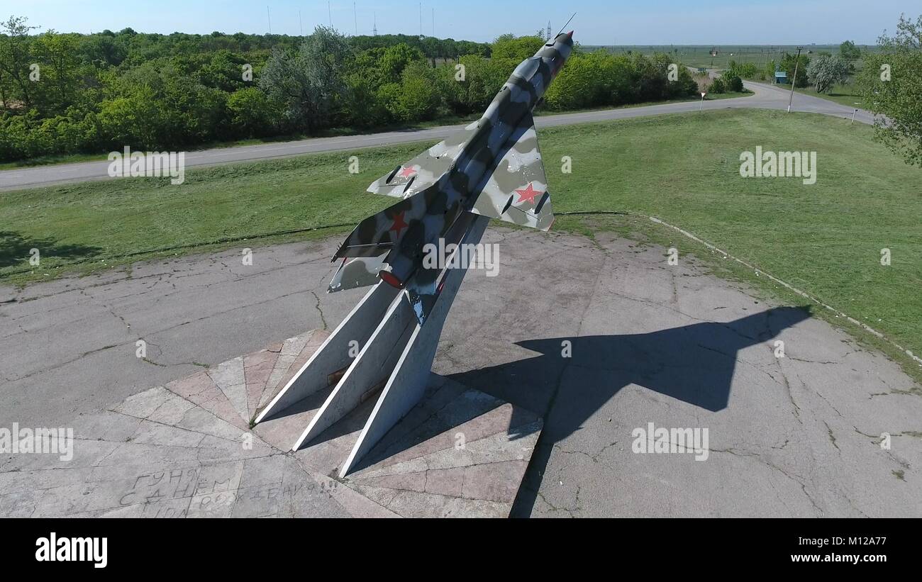 Monument to the fighter aircraft Stock Photo - Alamy