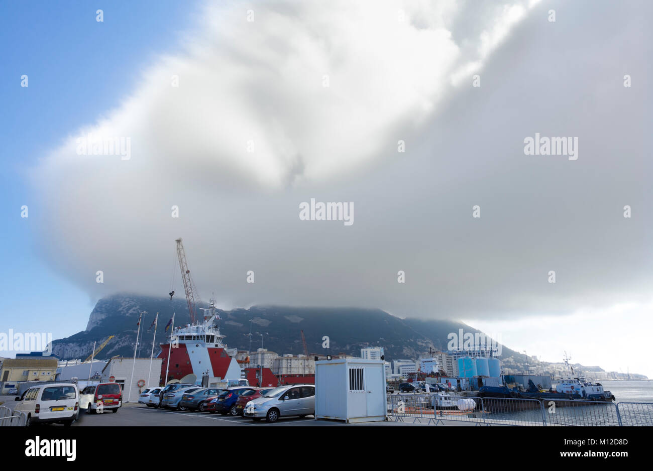 A huge Banner Cloud flows over the Rock of Gibraltar Stock Photo - Alamy