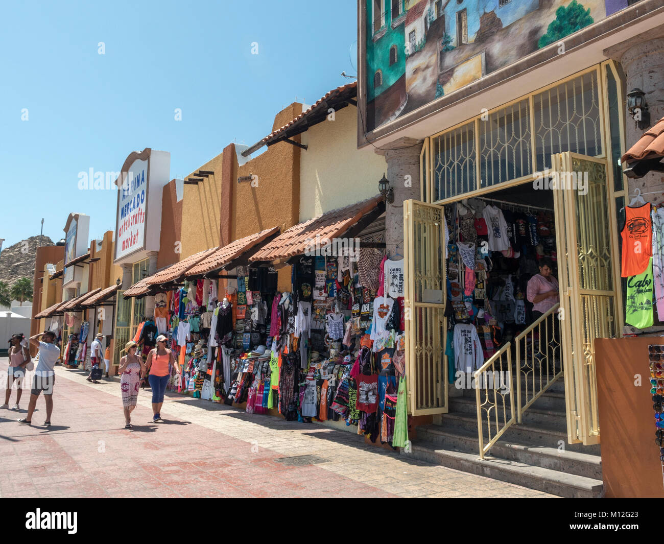 Craft market cabo san lucas hi-res stock photography and images - Alamy