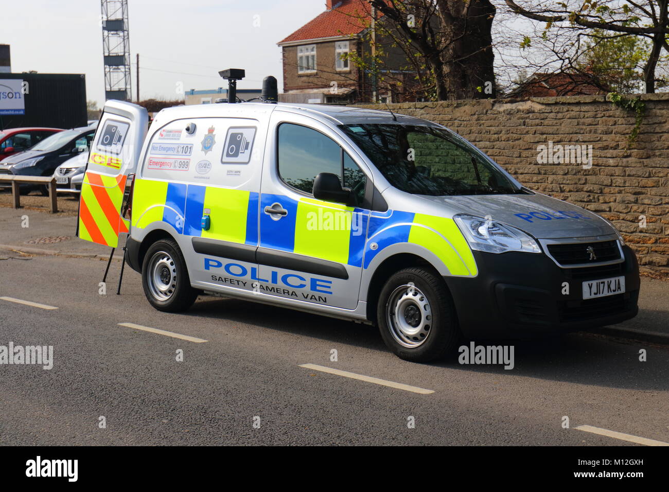 Police mobile camera speed trap hi-res stock photography and images - Alamy