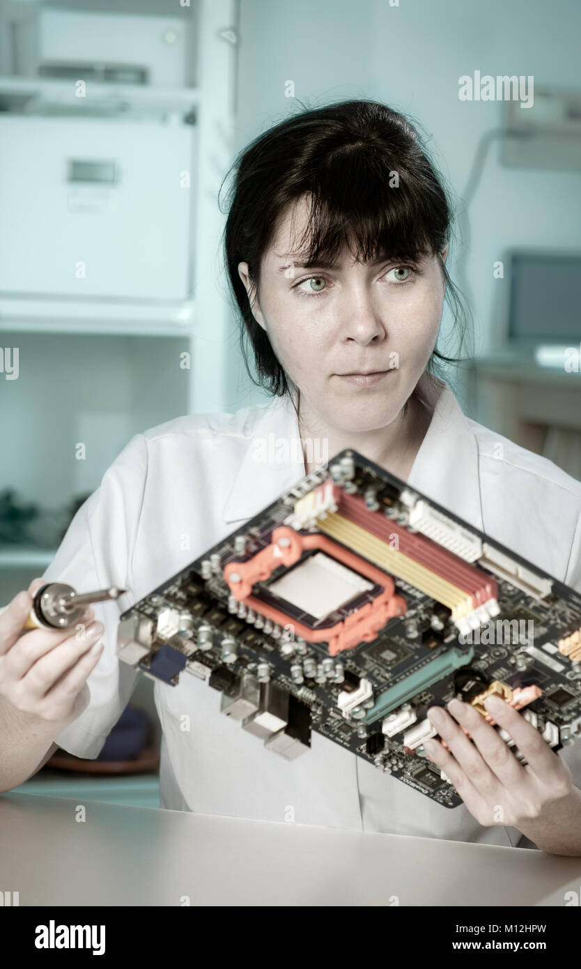 Electronics research center hi-res stock photography and images - Alamy