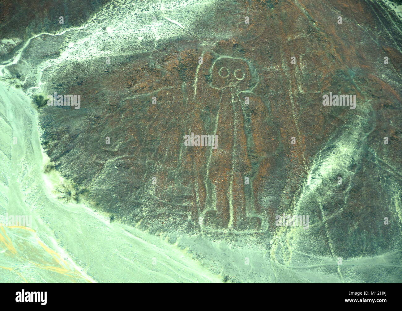 Astronaut nazca lines hi-res stock photography and images - Alamy