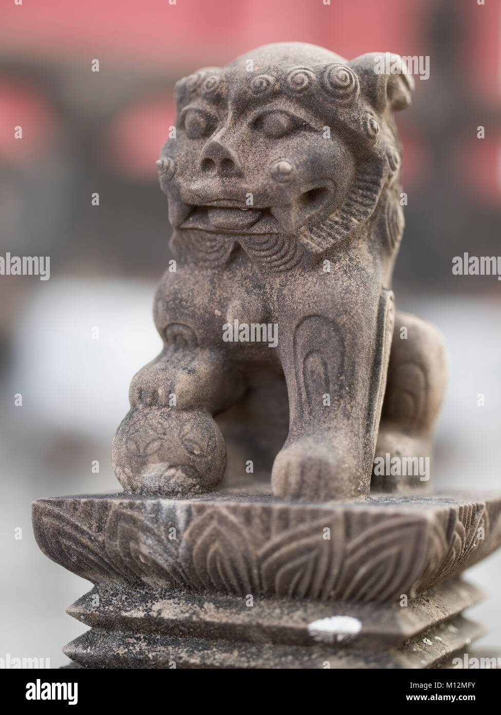 Naha okinawa japan shisa hi-res stock photography and images - Alamy