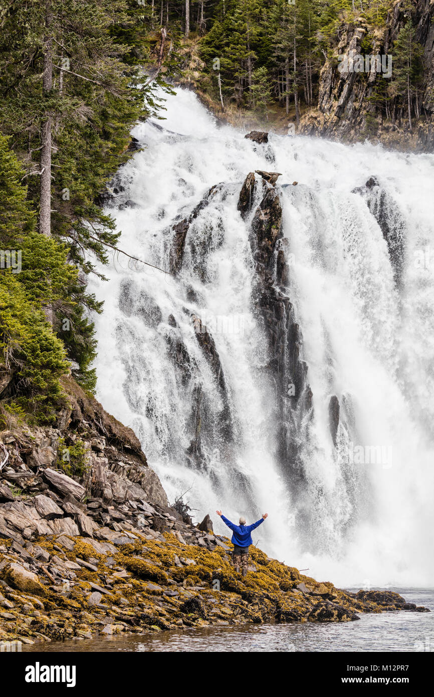 Large Waterfall Sounds