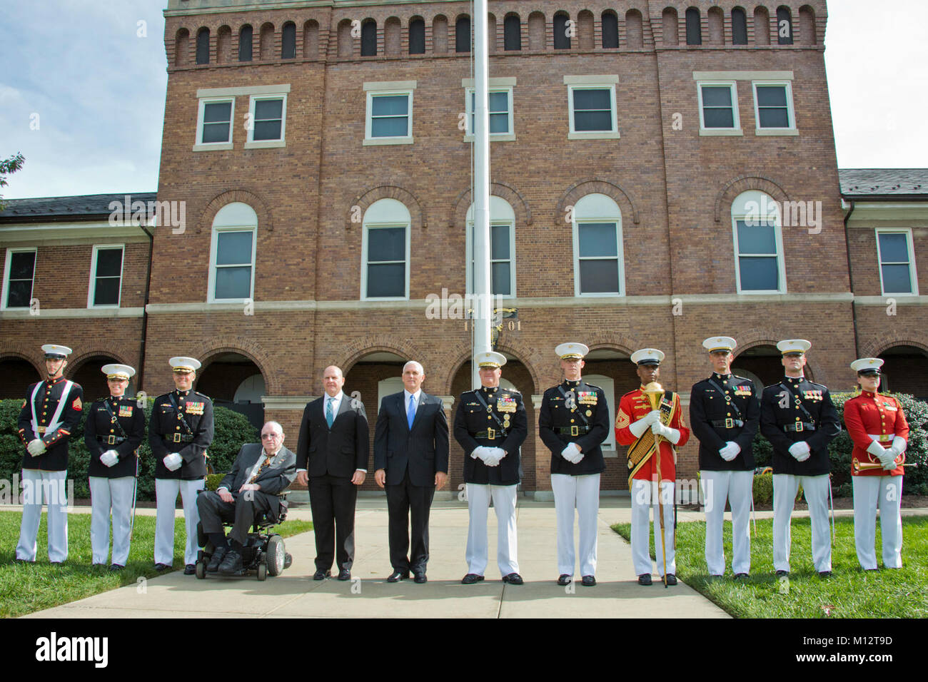 Lt gen glenn walters hi-res stock photography and images - Alamy