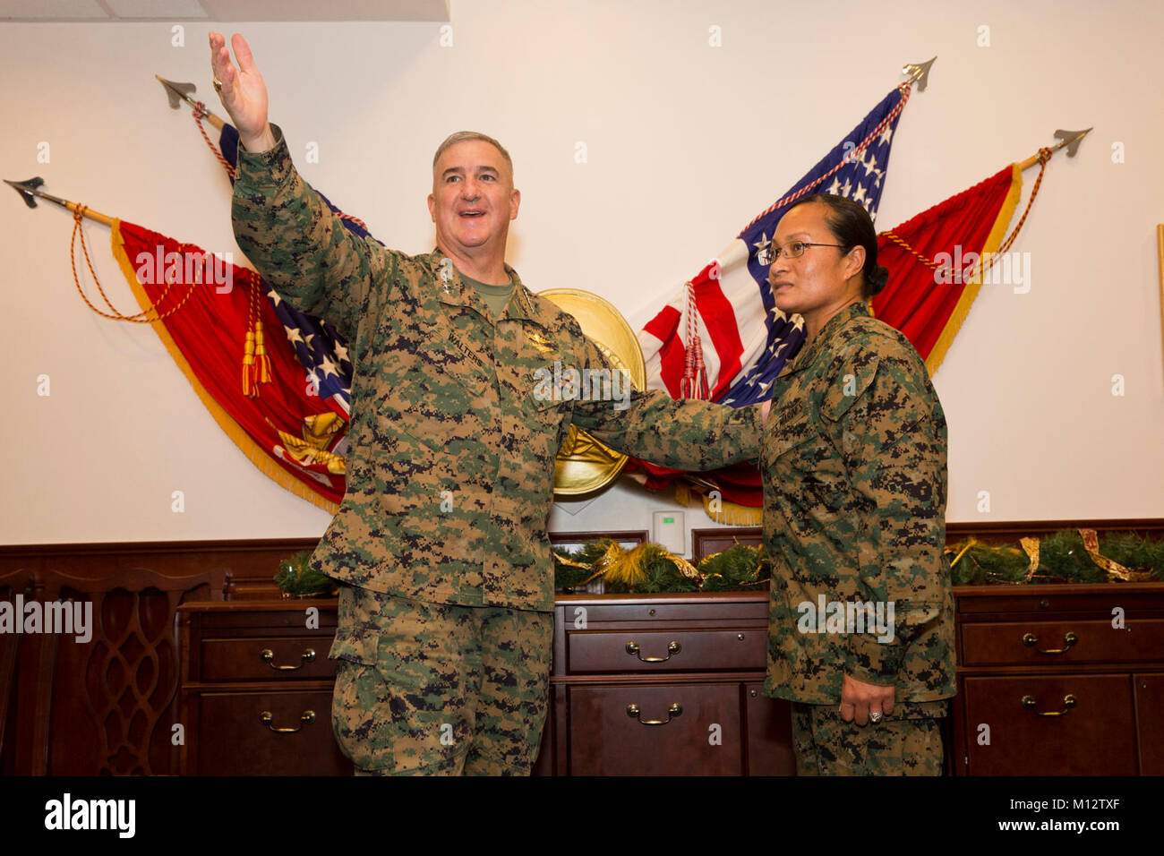 Master gunnery sergeant hi-res stock photography and images - Alamy