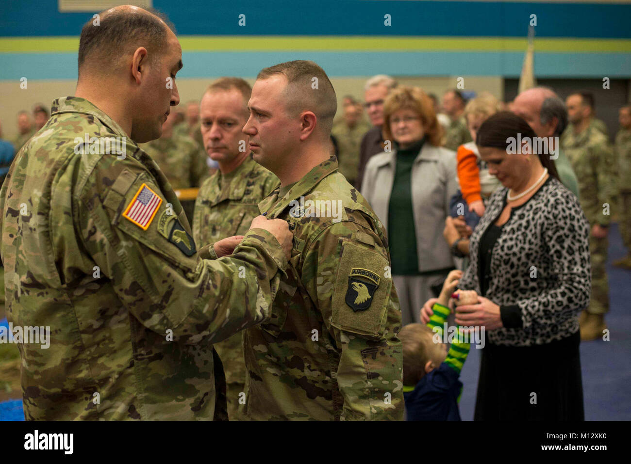 Commanding general of the 101st airborne division and fort campbell hi ...