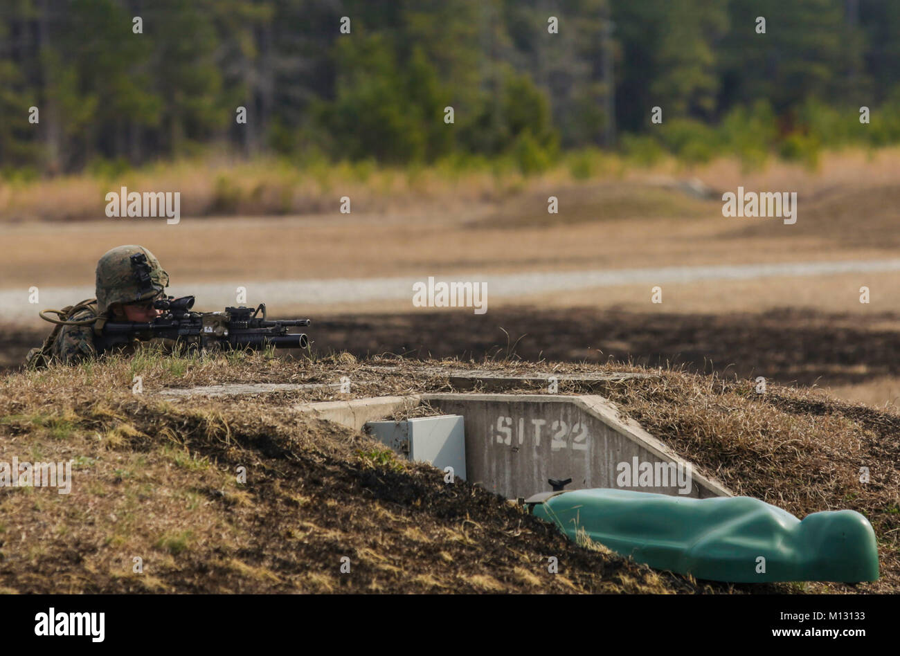 2nd light armored reconnaissance battalion hi-res stock photography and ...