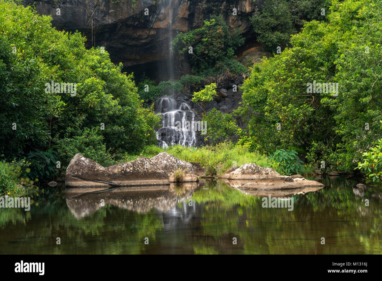 Les 7 cascades hi-res stock photography and images - Alamy