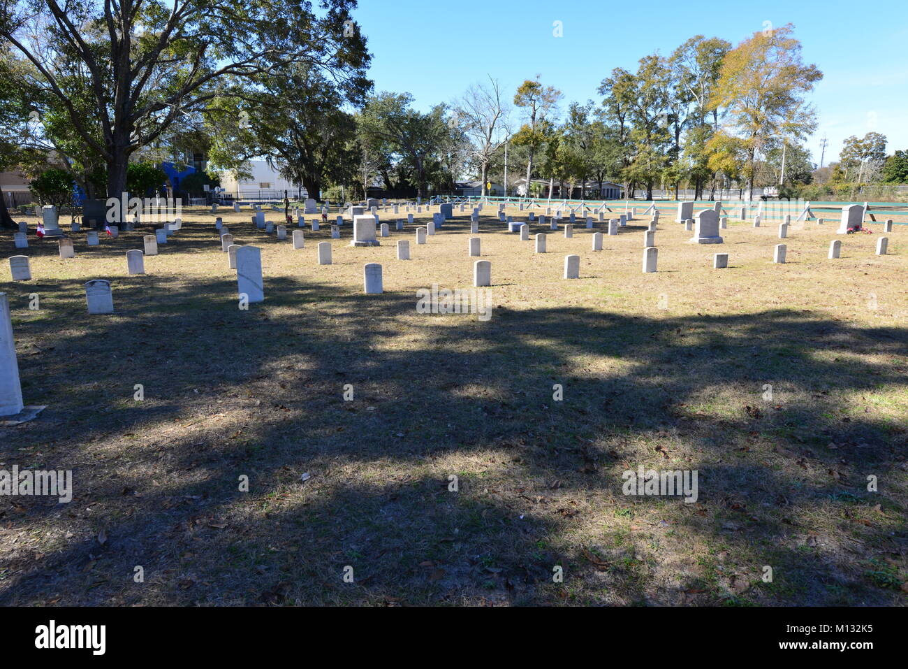 The confederate graveyard at Beauvoir the last home of Jefferson Davis ...