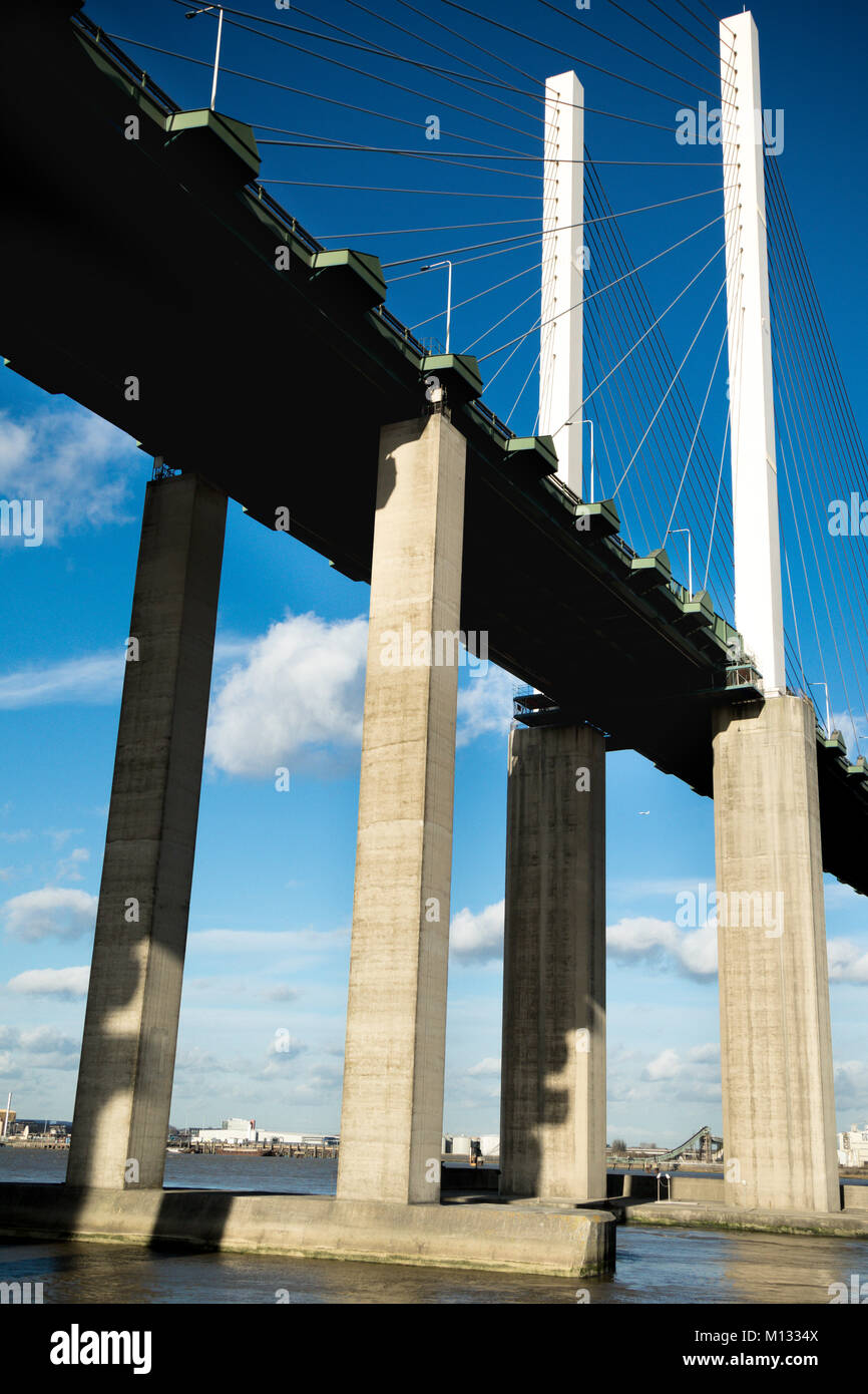 The Queen Elizabeth II bridge across the River Thames at Dartford Stock ...