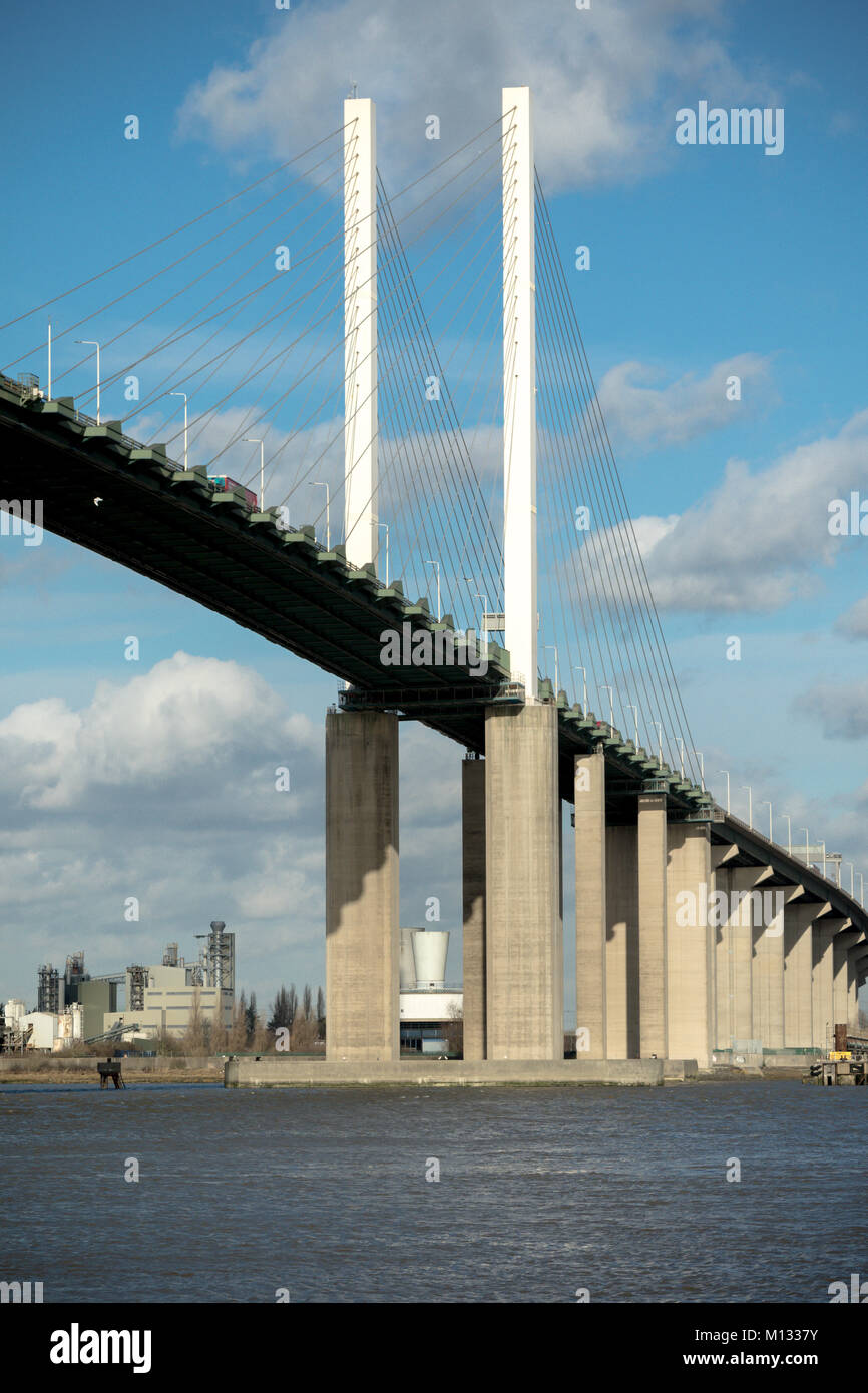 The Queen Elizabeth II bridge across the River Thames at Dartford Stock ...