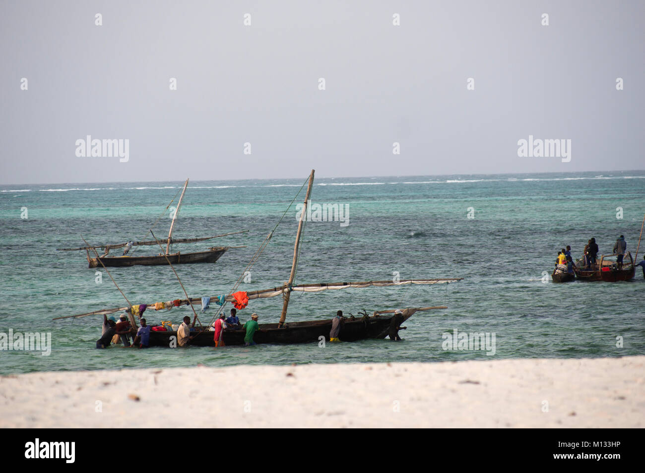 Lateen rigged traditional sailing boats hi-res stock photography and ...