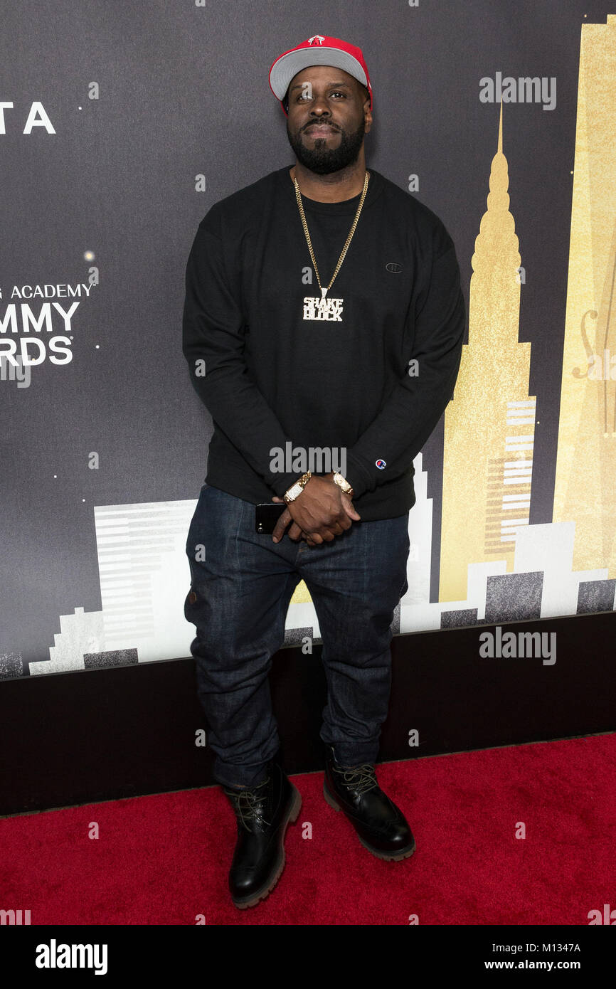 Dj funk flex hi-res stock photography and images - Alamy