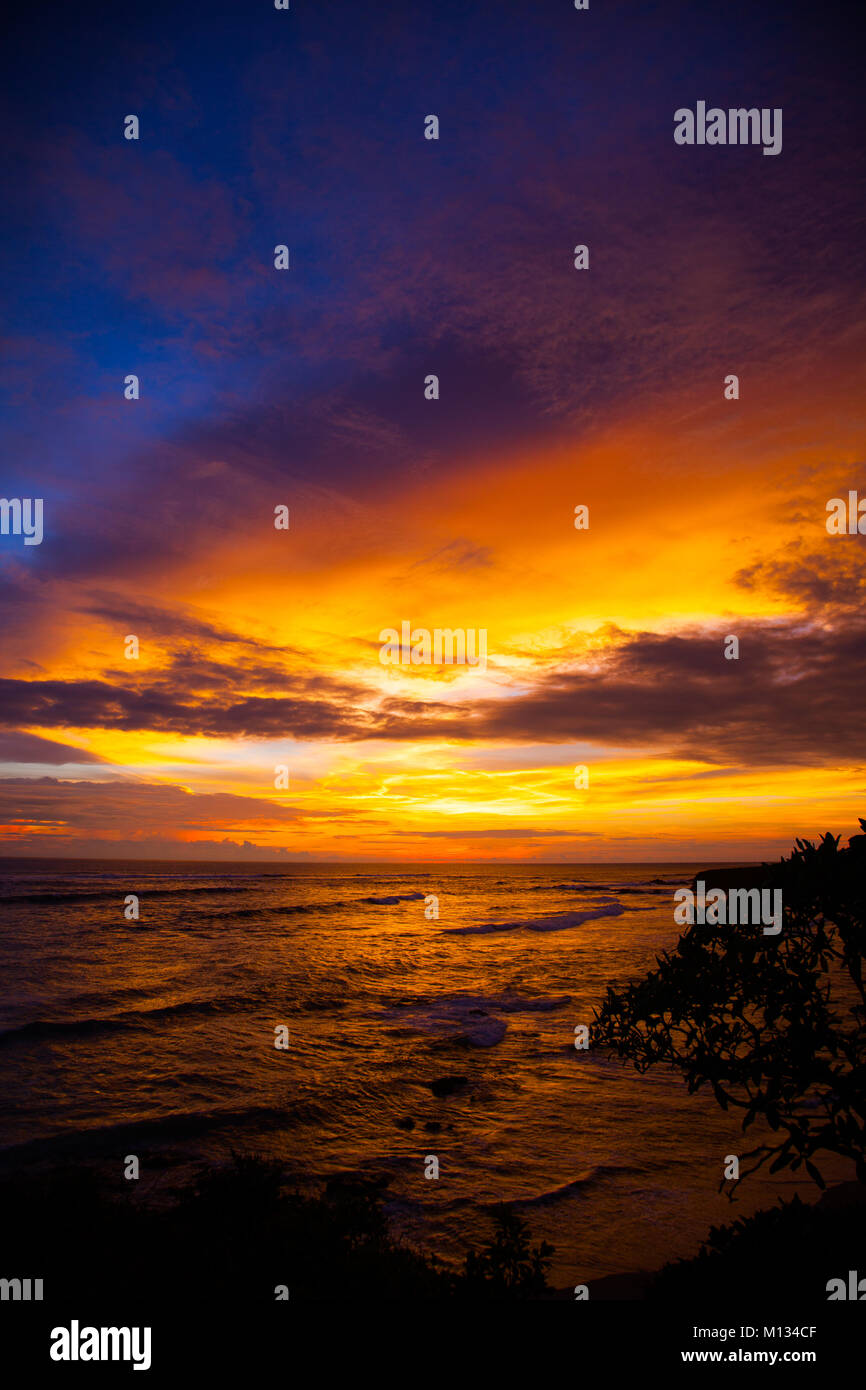 Surf costa rica morning wave hi-res stock photography and images - Alamy