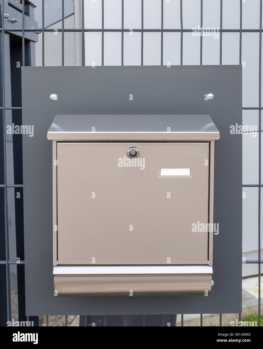 Empty metal mailbox hi-res stock photography and images - Alamy