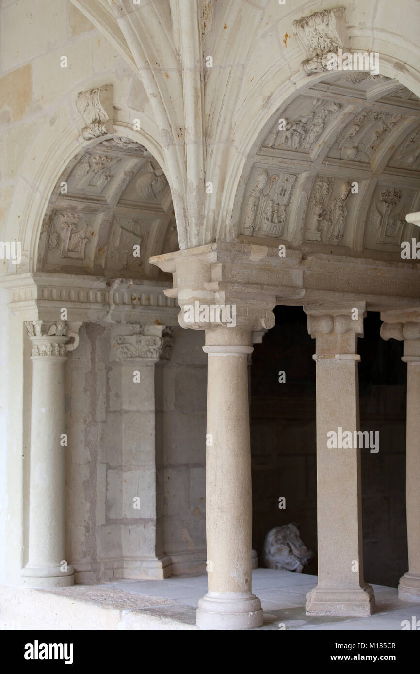 Royal arch chapter hi-res stock photography and images - Alamy