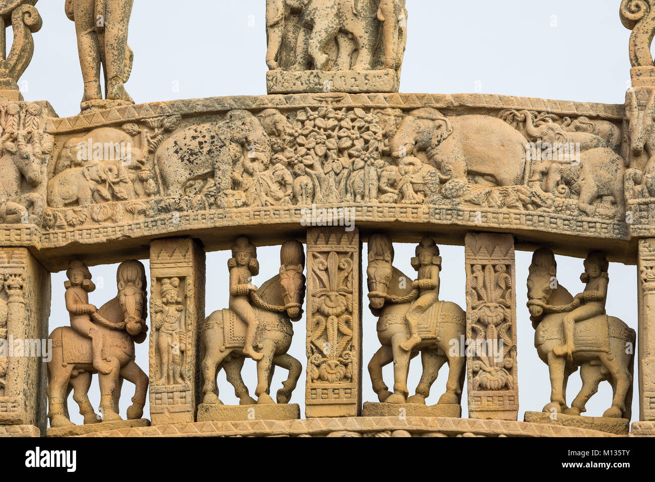 Sanchi Stupa, ancient buddhist hindu statue details, religion mystery ...