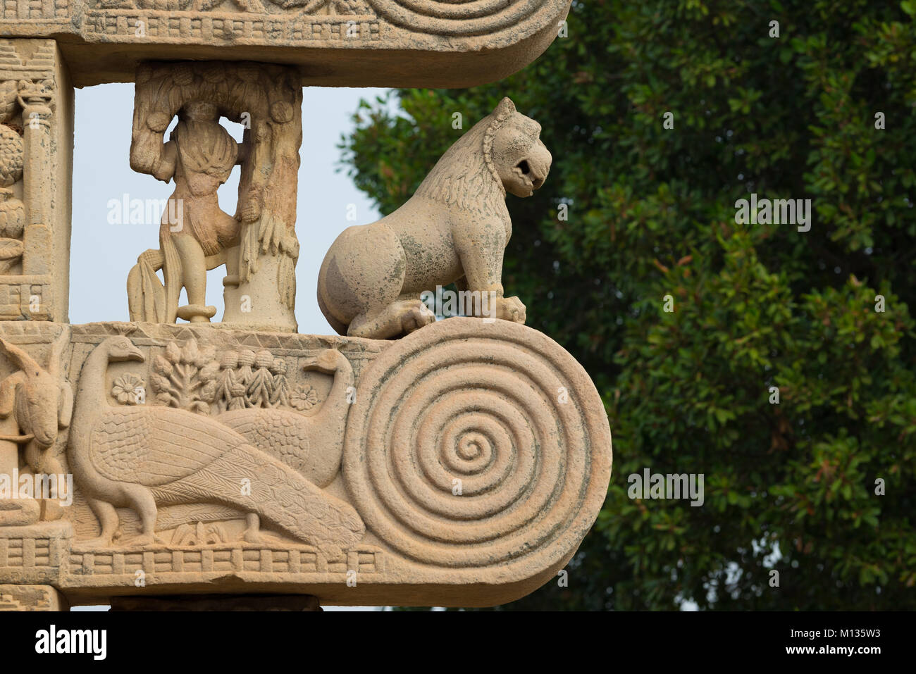 Sanchi Stupa, ancient buddhist hindu statue details, religion mystery ...