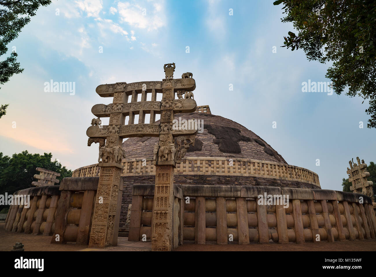Sanchi Stupa, Ancient buddhist building, religion mystery, carved stone ...