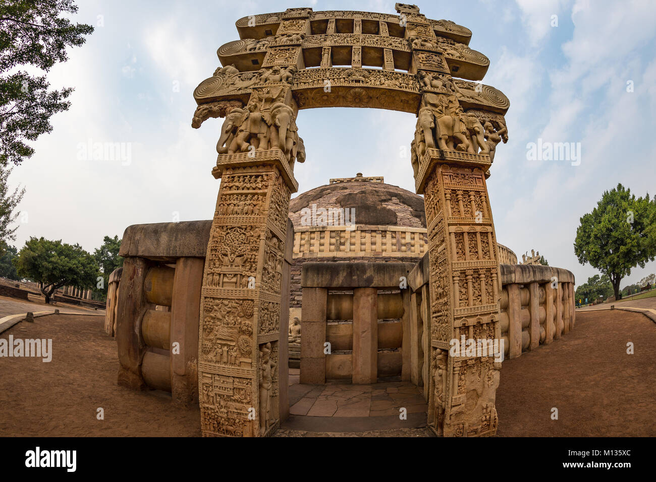 Sanchi Stupa, Ancient buddhist building, religion mystery, carved stone ...