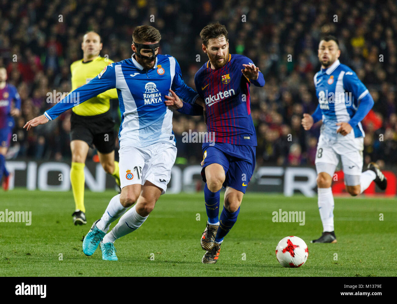 Barcelona, Spain. 25th Jan, 2018. FC Barcelona's Lionel Messi(R) and ...