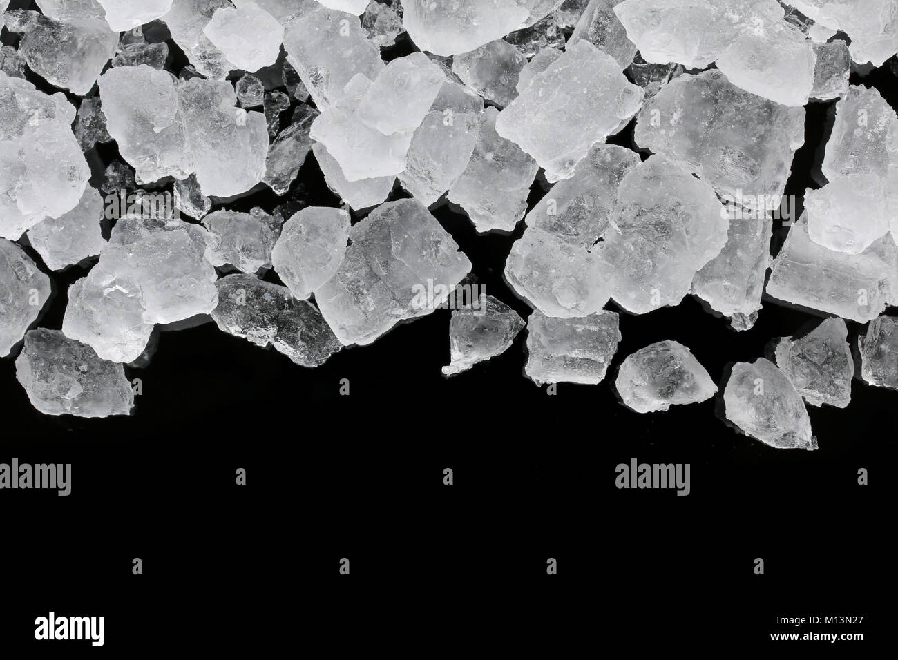 Crushed ice texture background hi-res stock photography and images - Alamy