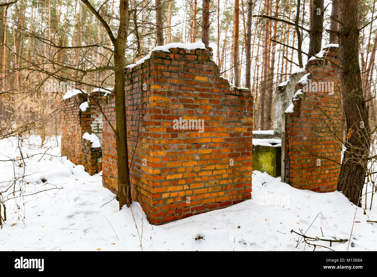 Lost house hi-res stock photography and images - Alamy